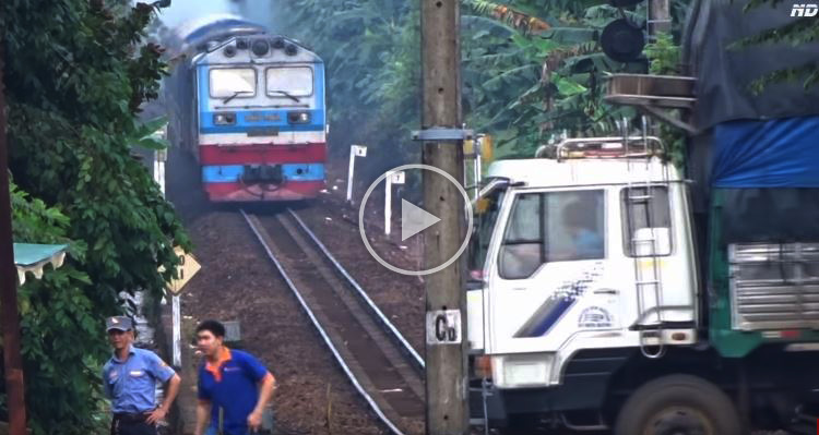 Vehicles Crossing Tracks In Front Of Train; Video... - Aanavandi Travel ...